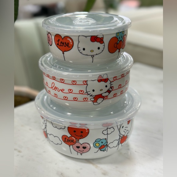 Hello Kitty | Other | Hello Kitty 3 Food Containers | Poshmark